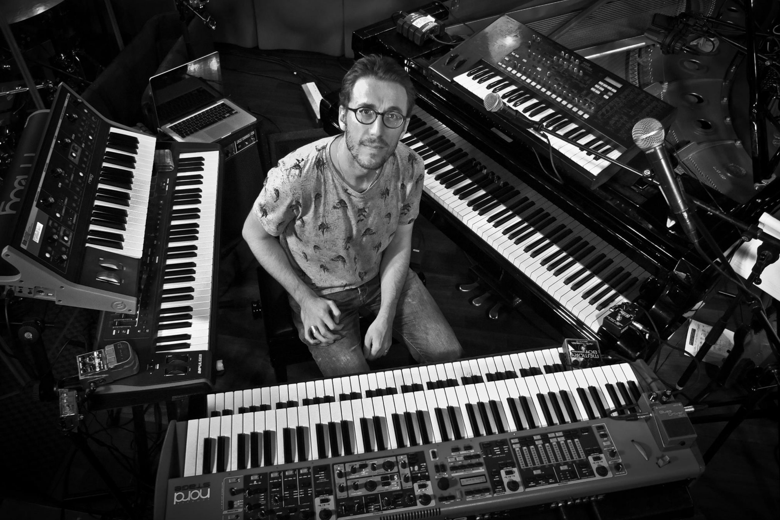 Watch the Bill Laurance Group perform 'The Pines' live for SoulandJazz ...