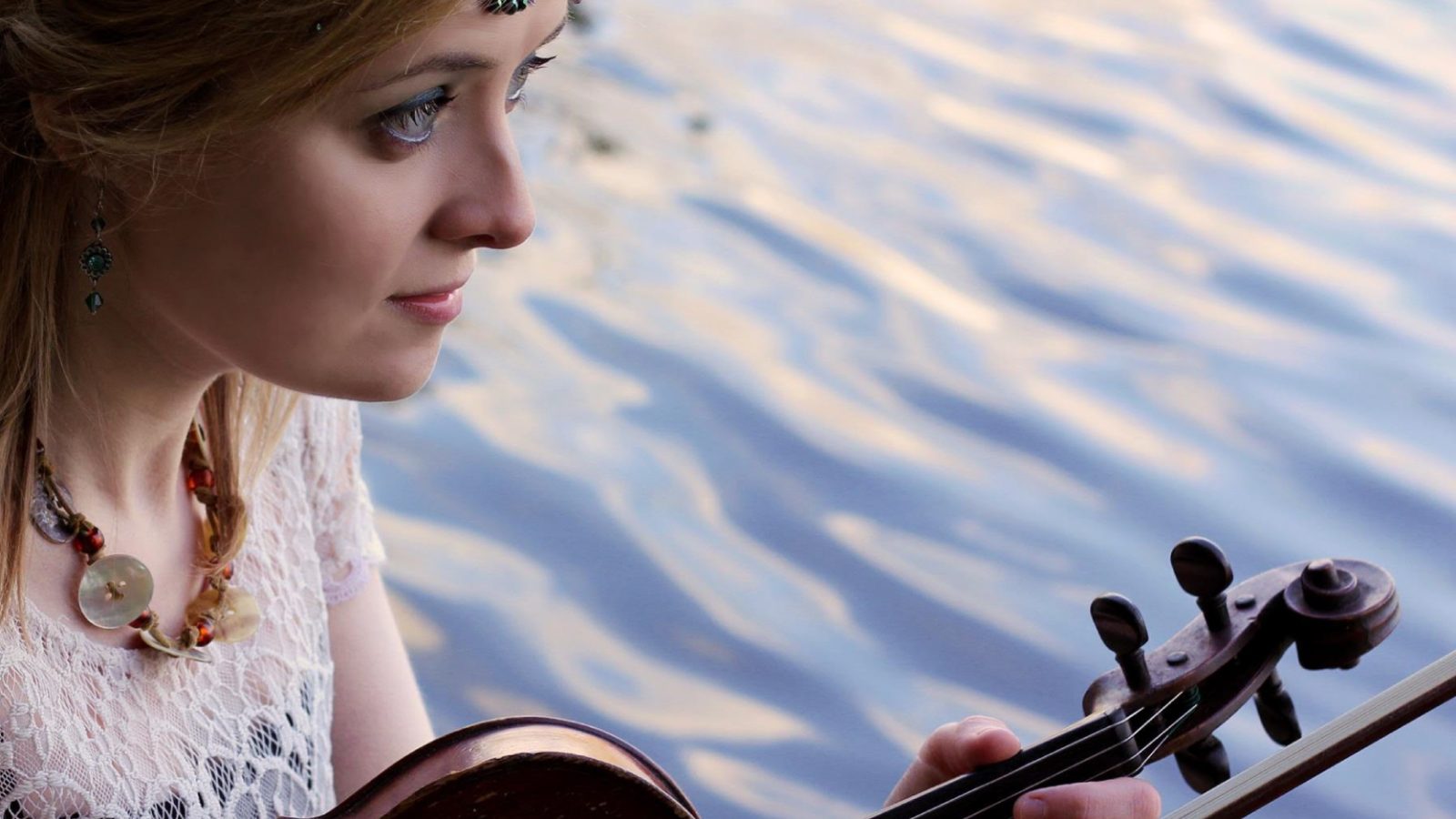 Emma Sweeney + guests (relaxed performance) - Band on the Wall