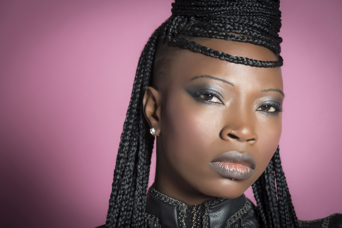 Dobet Gnahoré releases new live video ahead of UK tour - Band on the Wall