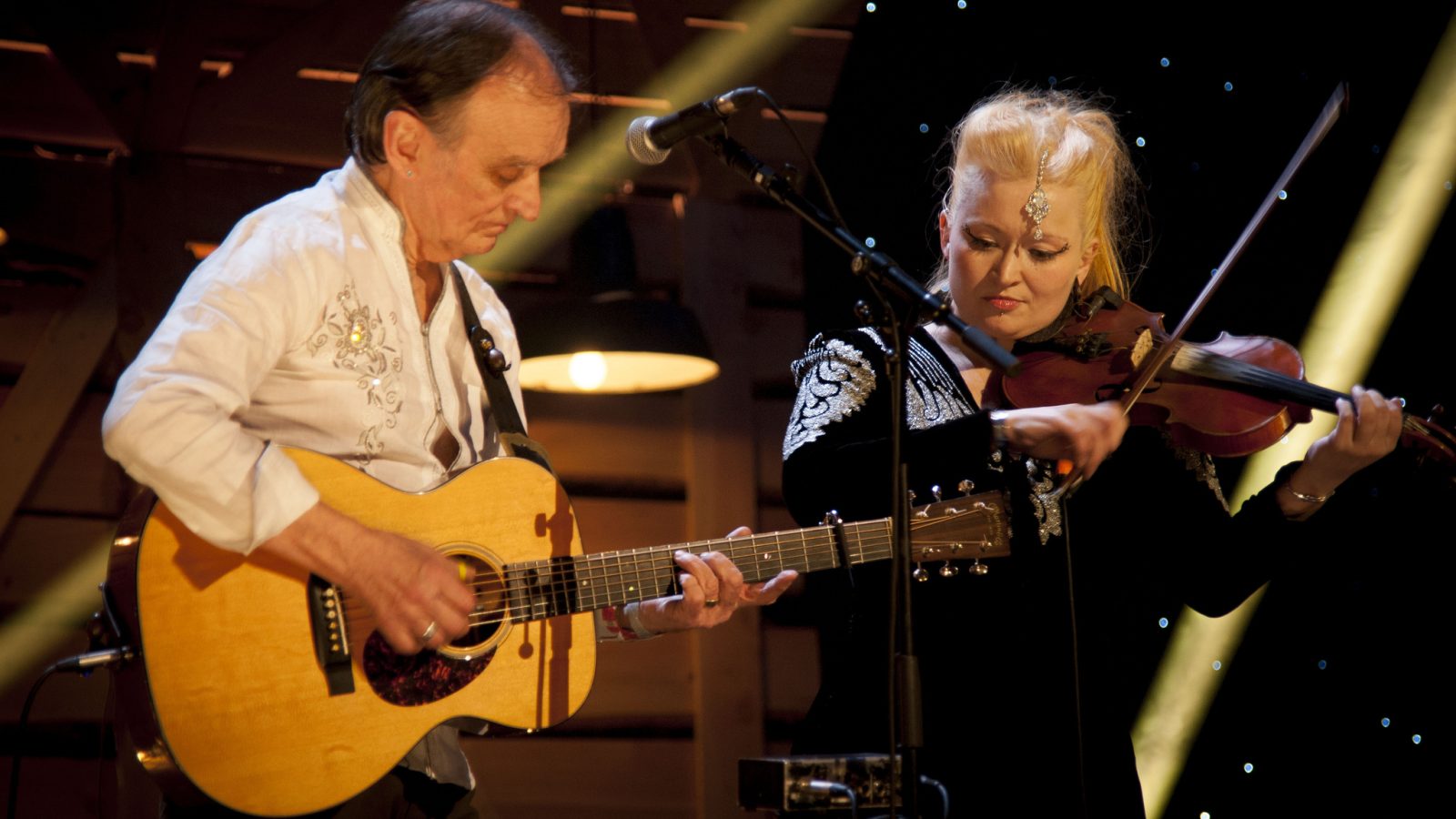 The Music of England - Band on the Wall