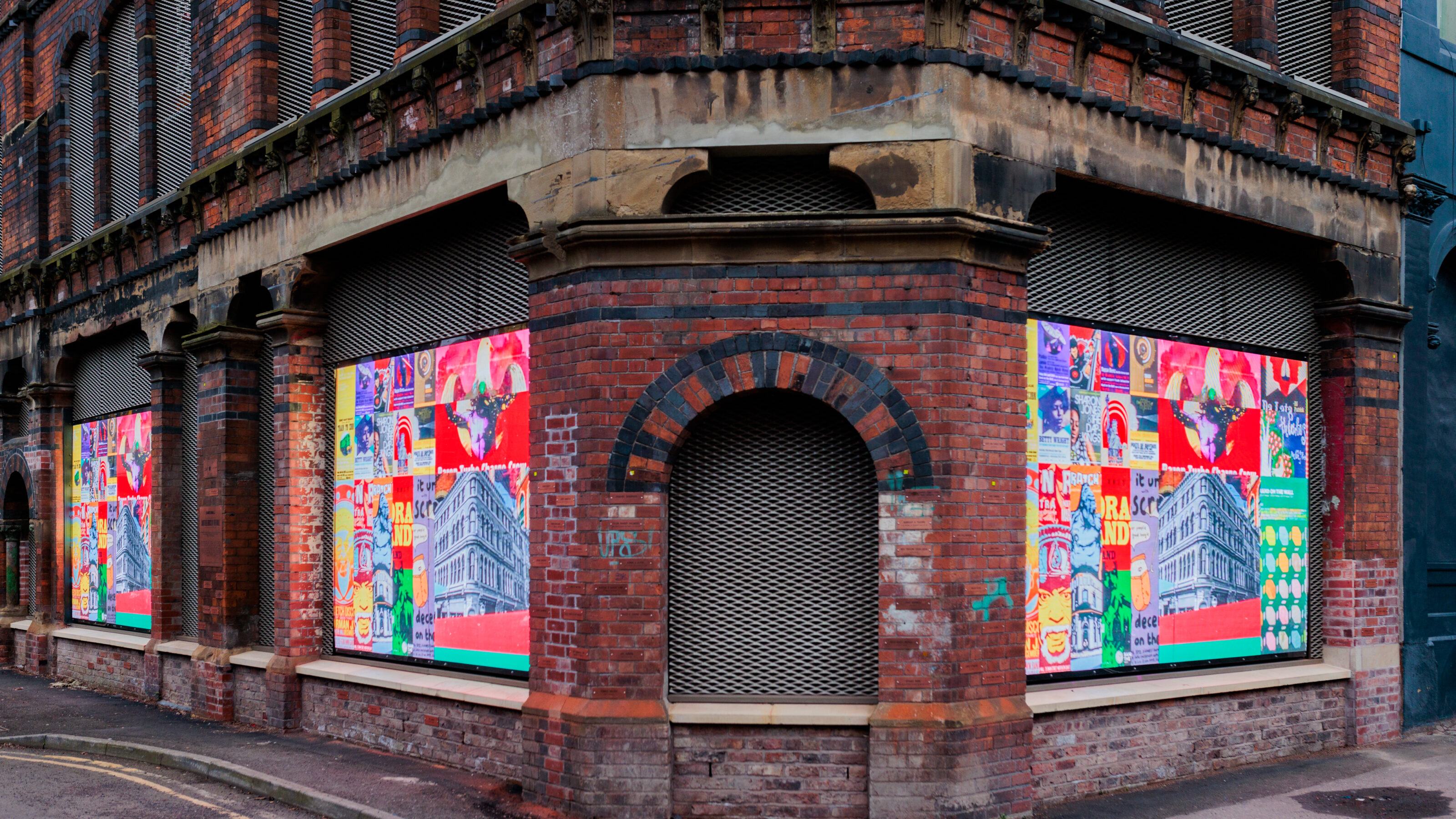 Heritage Window Displays - Band on the Wall