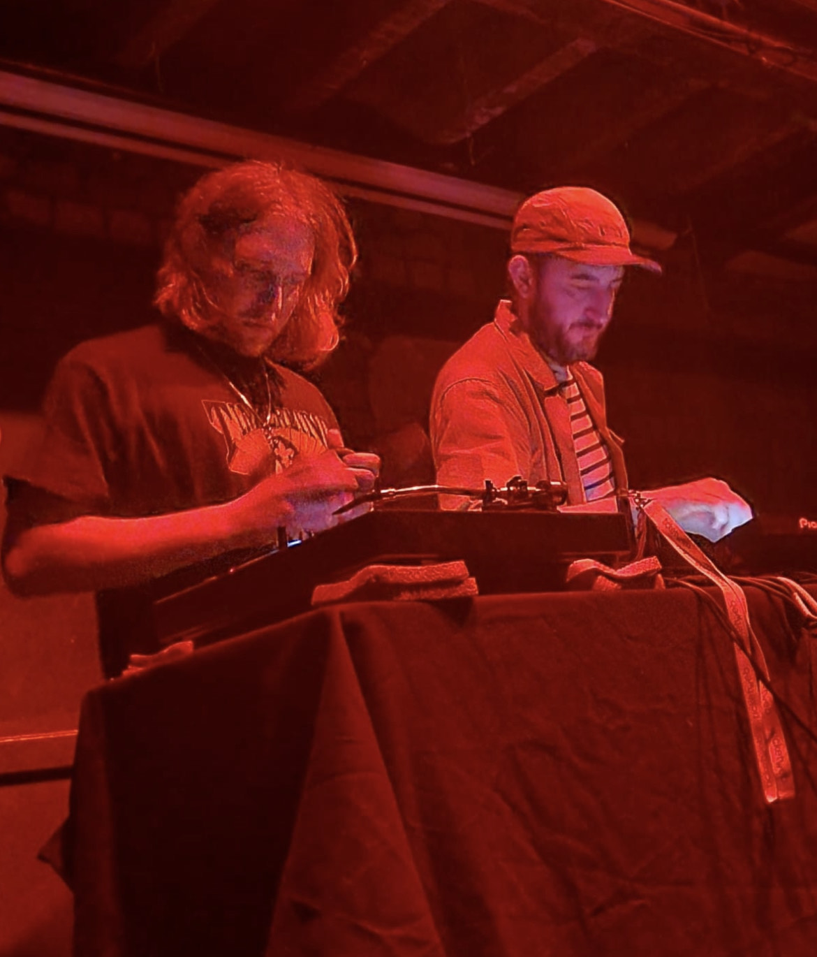 Tone Control Music + Jeremy Hoad + Tom Swallow + Levi Love - Band on ...