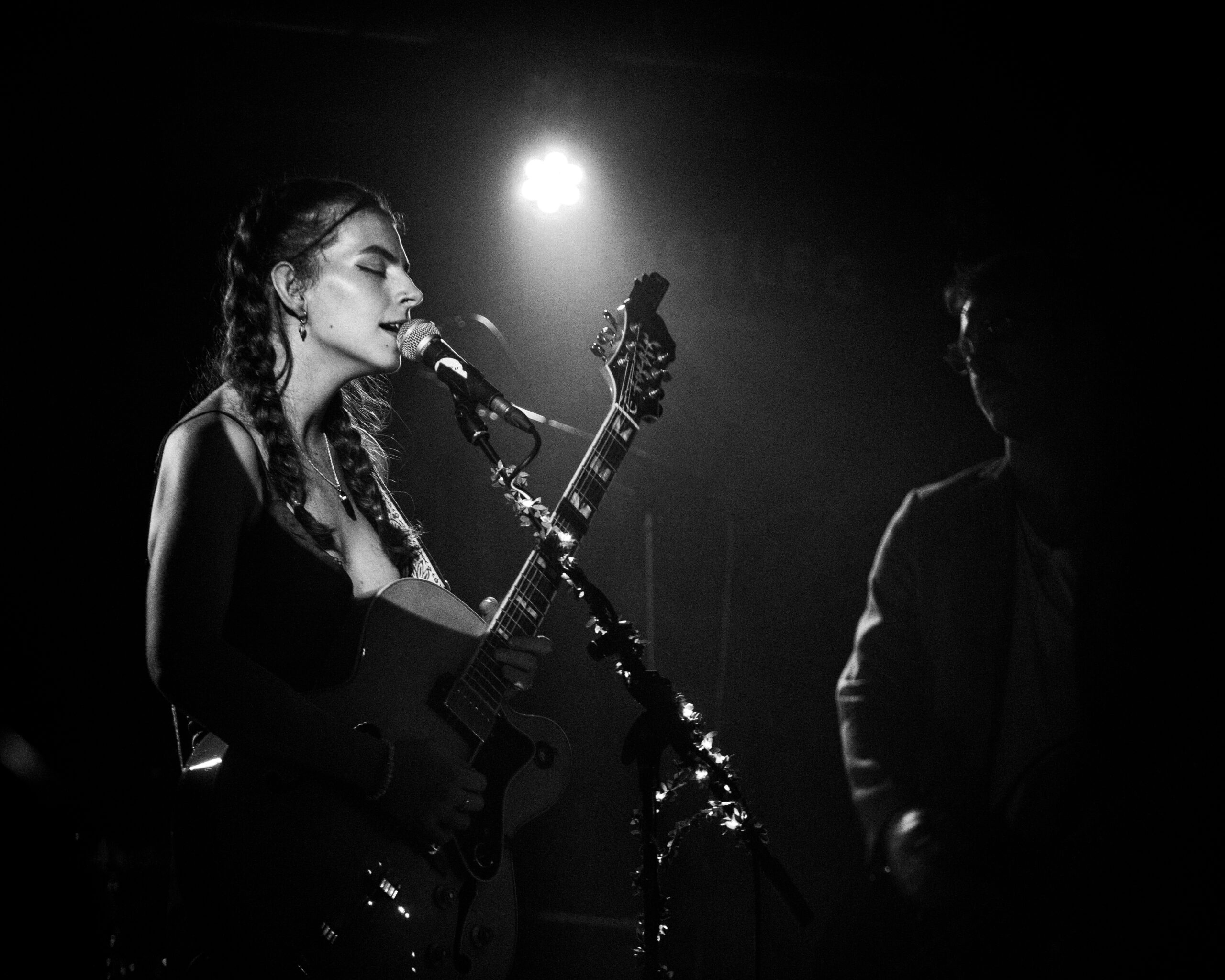 Roll the Tapes: Emma Taylor and the Wallflowers + Valentyne + Izzy ...